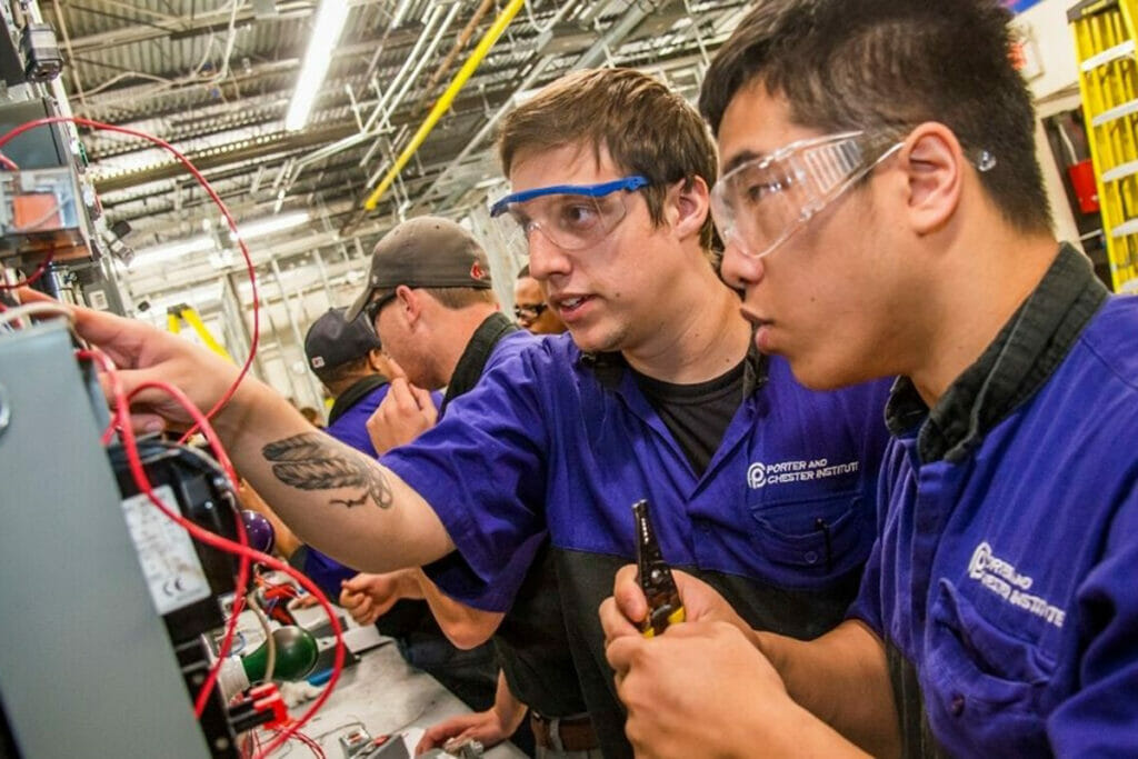 How to Become an Electrician | Bella FSM